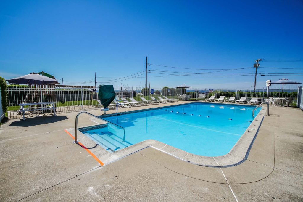 Resort Gallery – Beachside Village Resort